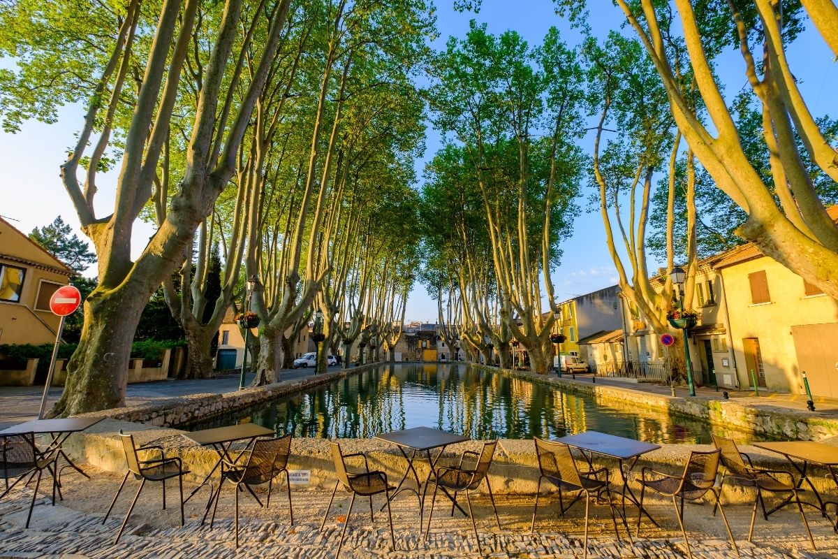 The Prettiest Luberon Villages in Provence - Road Trips In France